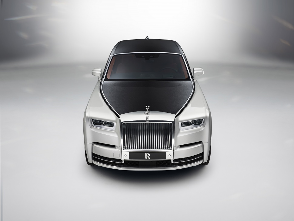 Rolls-Royce Phantom technical specifications and fuel economy